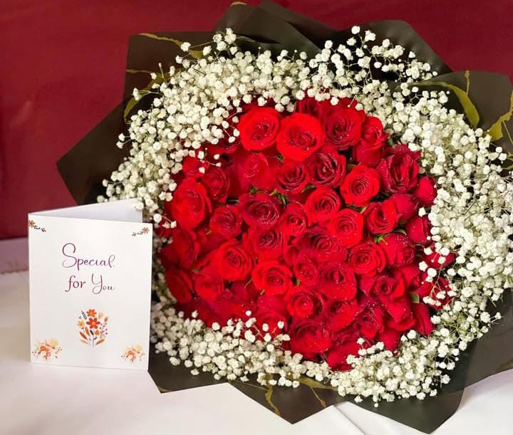 60 RED ROSES WITH BABY BREATH RIM - Prestige Flowers